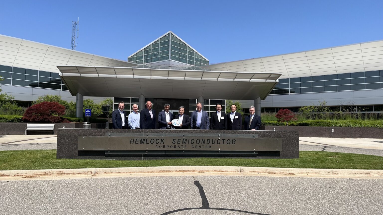 Hemlock Semiconductor Wins 2022 Supplier of the Year Award from SUMCO ...